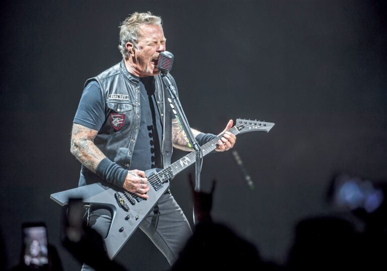 Who Is the Lead Singer of Metallica? Meet the Frontman of the Legendary ...